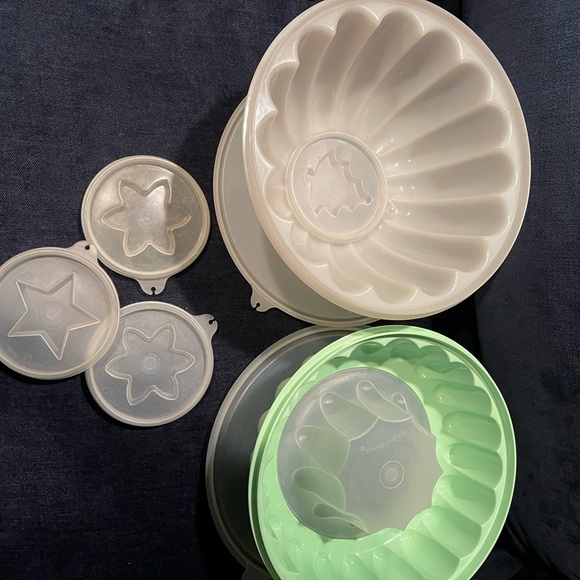 Tupperware | Kitchen | Lot Of 2 Vintage Tupperware Jello Molds With ...